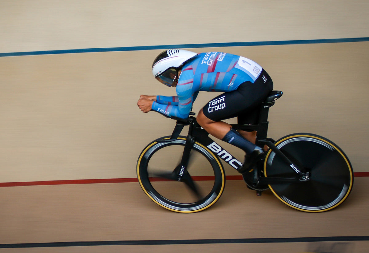 Aero speed suits & custom cycling wear. Made in Europe – Velotec